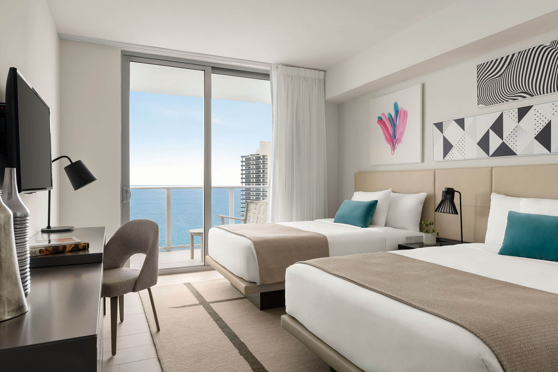 Hollywood Beach Resorts | LYFE Resort & Residences
